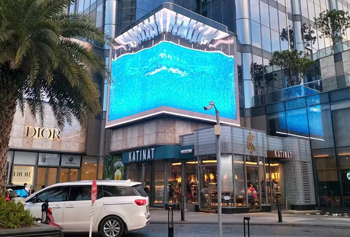 P5.7 Vietnamese shopping mall 3D LED display screen - DDW Display